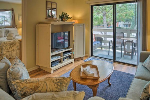 Walk To Folly Field Beach Hilton Head Condo - Palmetto Dunes, SC