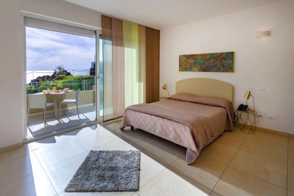 Zeus Hotel - Aparthotel - Meeting & Congress - Aci Castello
