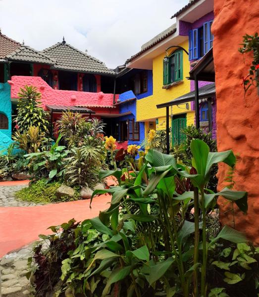 Caskaffesu Hotel And Restaurant Mindo - Ecuador