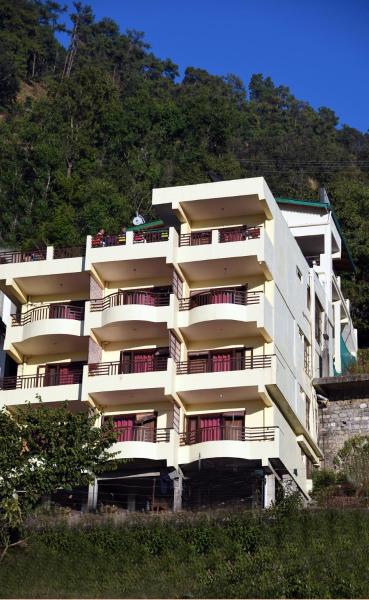 Green Roof Hotel - Nainital