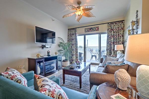 Beachfront Condo With Pool Access In Biloxi! - Biloxi, MS