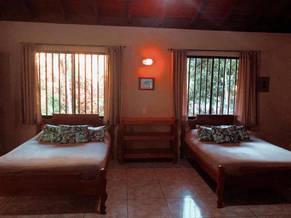 Riviera Riverside Villas - Pavones