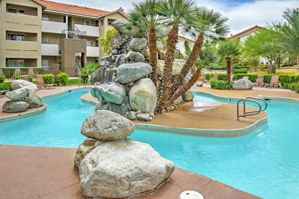 Las Vegas Condo Patio, Pool, Gym About 1 Mi To Strip - Las Vegas Strip, NV