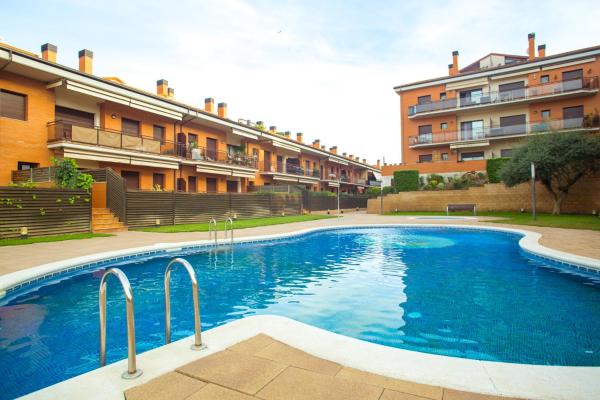 Al28 Duplex En La Playa, Fenals, Costa Brava - Spain
