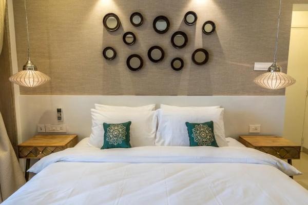 Families & Corporates 3-bed Apt, Fashion Res, Pune - Pune