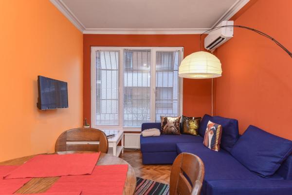 Vintage Spot - Colorful One-bedroom Apartment By Flat Mаnager - Sofia Airport (SOF)