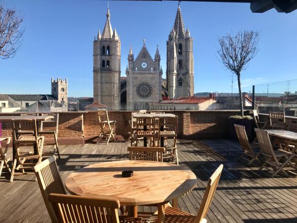 Camarote Hotel - León
