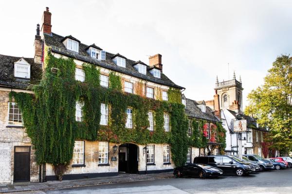 Macdonald Bear Hotel - Witney