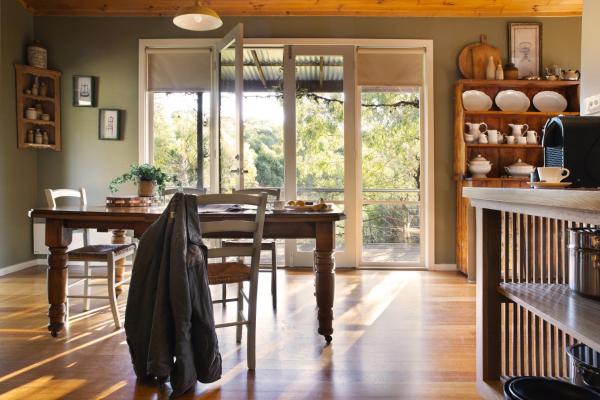 Kookaburra Ridge - Beautiful Home Set On A 1.6 Acre Garden With Fireplace & Spa - Daylesford