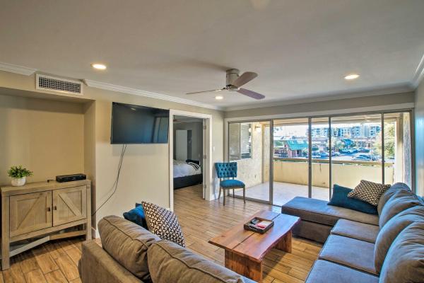1 Mi To Old Town Family Condo With Pool And Balcony - Scottsdale, AZ