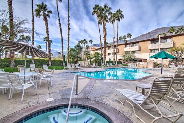 Central Palm Springs Resort Condo With 2 Balconies - Palm Springs, CA