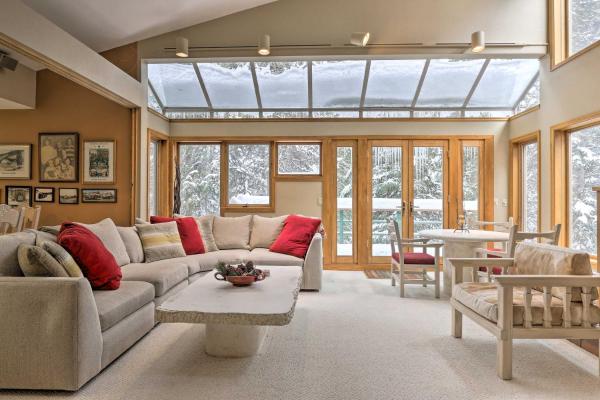 Ski-inandski-out Winter Park Condo With Pool Access! - Colorado