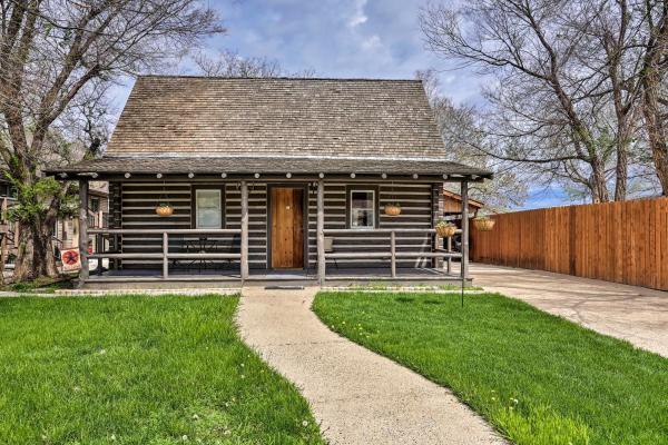 Maltese Ranch Cabin Near Medora Attractions! - North Dakota