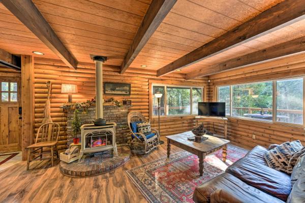 Near Vineyards Cabin With Hot Tub In Pollock Pines! - Californie