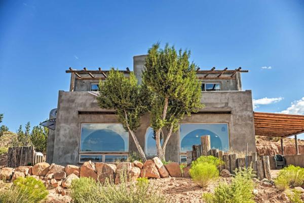 Secluded San Ysidro House With Desert Views! - San Ysidro, NM