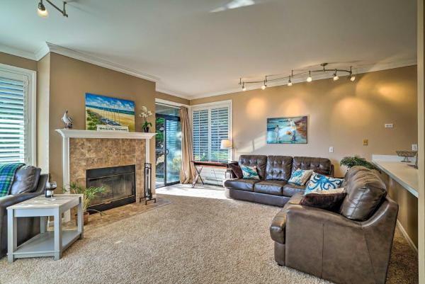 Beachfront Pajaro Dunes Condo With Bay Views! - Moss Landing, CA