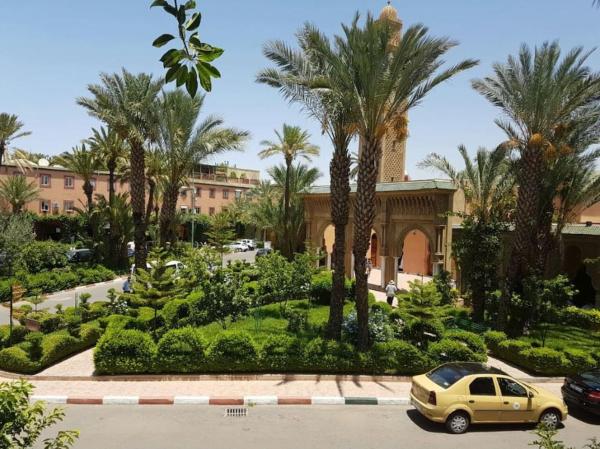 Charming Triplex In Annakhil, Marrakech With Shared Pool - Marrakech