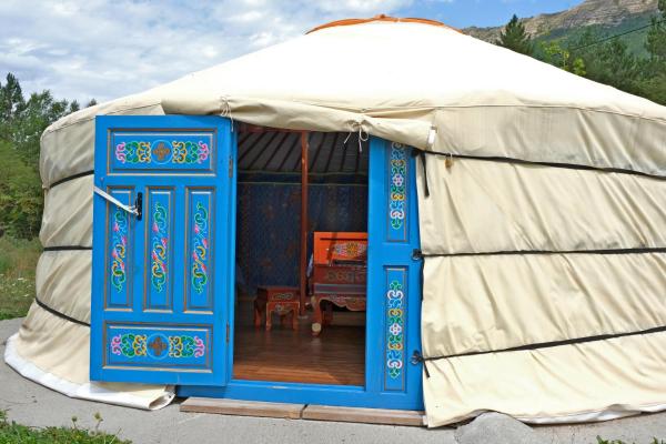 "Verdon Yourtes" Camping à La Ferme - Annot