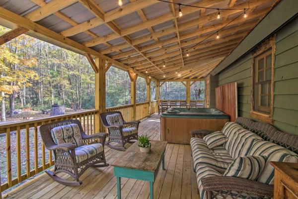 Tubes And Kayaks 5-acre North Georgia Mtn Retreat - Lake Burton, GA