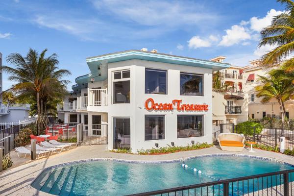 Ocean Treasure Beachside Suites - Fort Lauderdale, FL