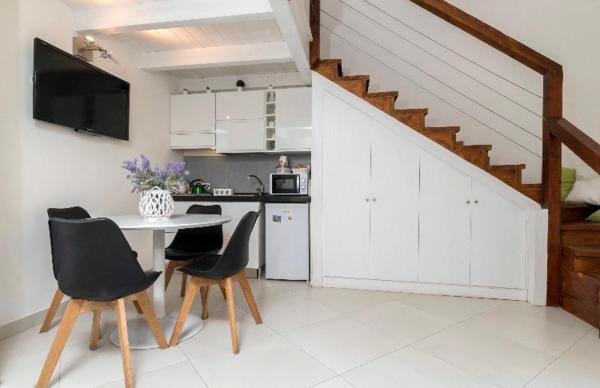 Santi Apostoli House - Nápoles