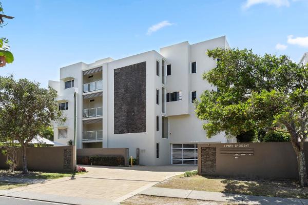 Relax In Stylish Comfort, Sunshine Beach - Noosa Heads