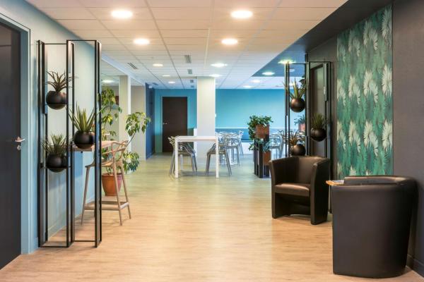 Sure Hotel By Best Western Saint-amand-les-eaux - France