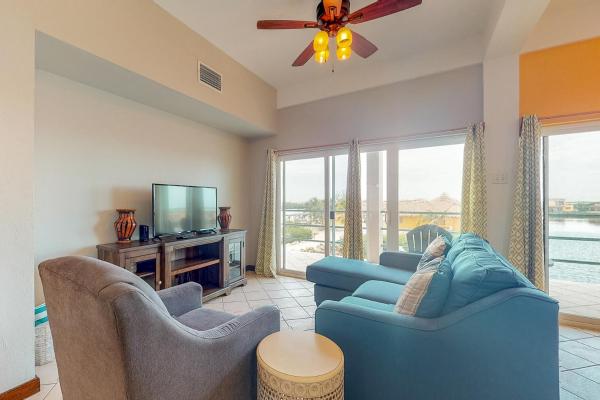 Suite F201 @ Mara Laguna - Belize