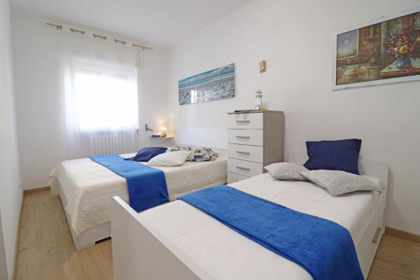 Holiday Apartment With Wi-fi, Air Conditioning And Balcony; Pets Allowed - Otranto
