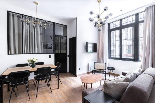 Hsh Amsterdam St-lazare Luxury & Design Apartment 6p-2br - Paris 18e Arrondissement
