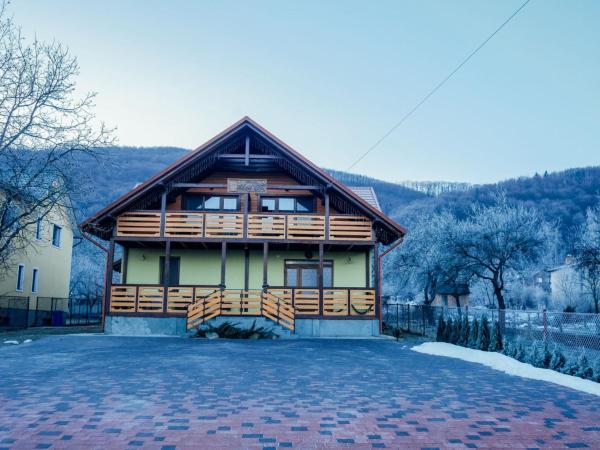 Villa Med'ok - Ивано-Франковская область