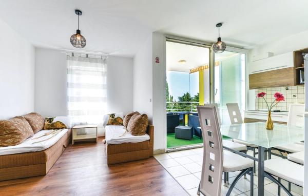 Beautiful Vacation Apartments In Novalja Ivana - Ana - Danijel - Stara Novalja