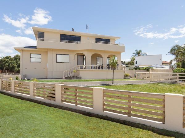 Sand Castles - Mount Maunganui Holiday Home - Tauranga