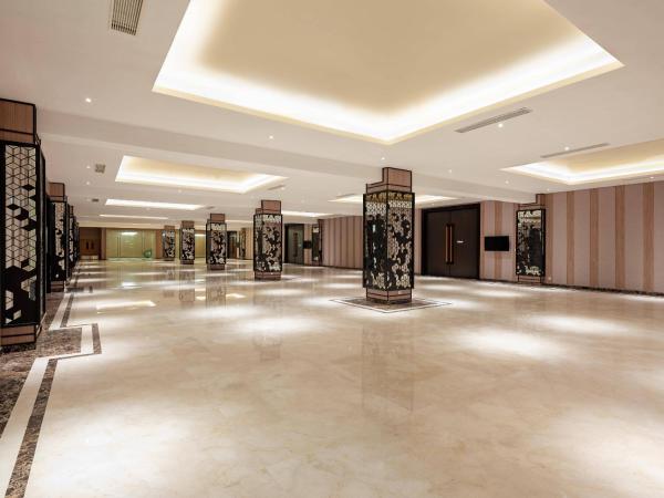 Aston Gresik Hotel & Conference Center - Gresik