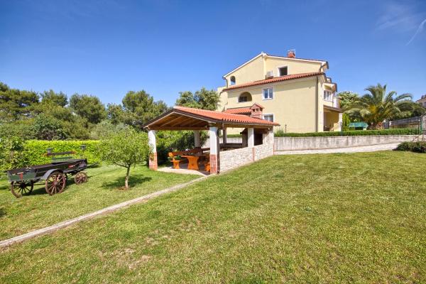 Apartments Gilly 2 - Premantura