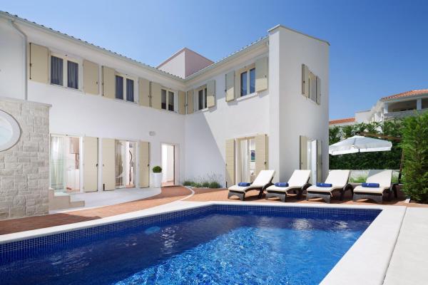 Villa Pia By Hmz Villas - Novigrad