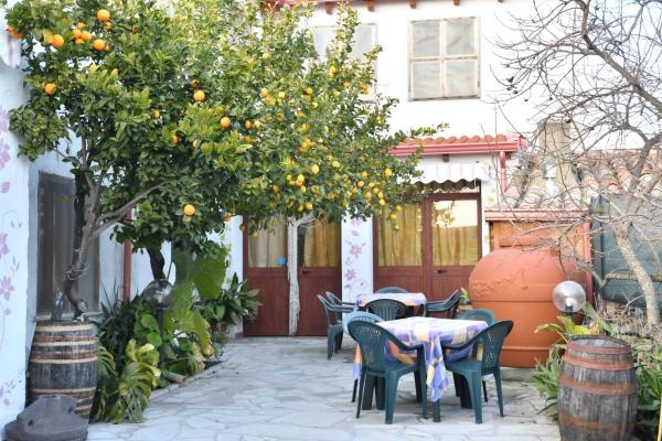 B&b Mitzixeddas Sa Domu De Braxia - Sardinia