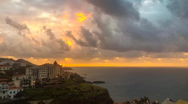 Sol & Mar Camara De Lobos - Isla de Madeira