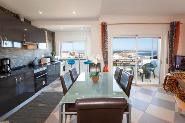 B17 - The Stunning Seaview Apartment - Faro District