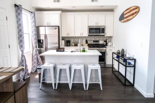 Beach 2 Blocks Parking Patio - Ocean City, NJ