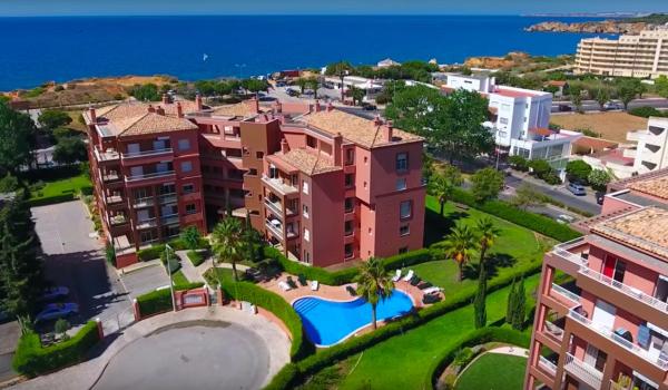Ap. New, 50 Meters Beach, With Pool, Ac, Hi-fi, Parking - Carvoeiro