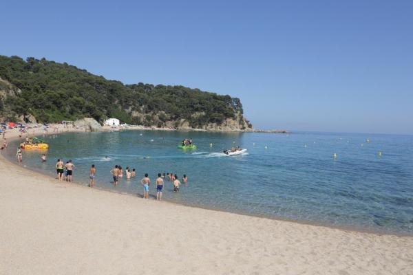 Happy Camp Mobile Homes In Camping Sènia Cala Canyelles - Lloret de Mar