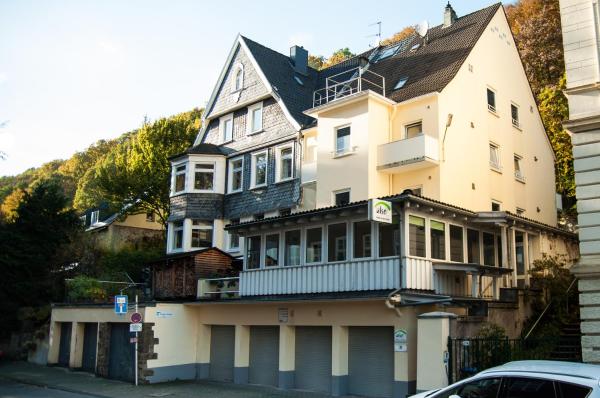 Also-hotel An Der Hardt - Solingen