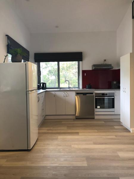 Bright And Spacious Bungalow In Authentic Bush Setting - Creswick