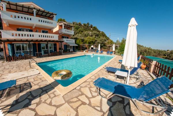 Ithaki Holidays - Leucade