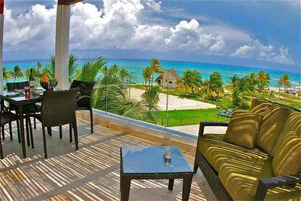 The Elements Oceanfront & Beachside Condo Hotel - Playa del Carmen