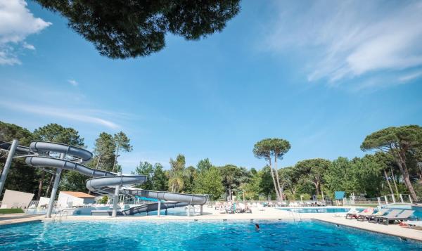 Camping Taxo Les Pins - Maeva - Port-Vendres