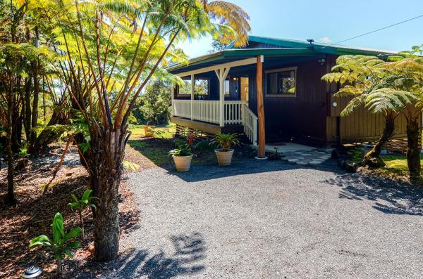 Fern Cottage Island Escape With Rainforest View! - Volcano, HI