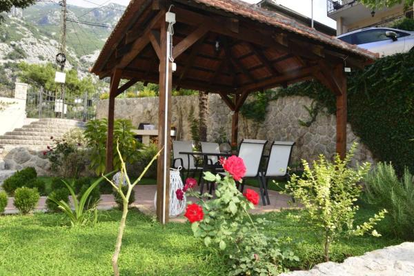 Villa Andrea Apartments With Parking - Kotor