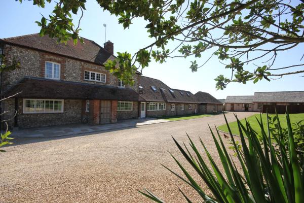 Flintstone Cottages - West Sussex
